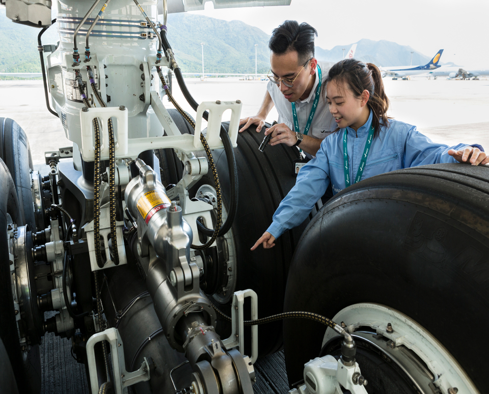 People | Swire Pacific Limited